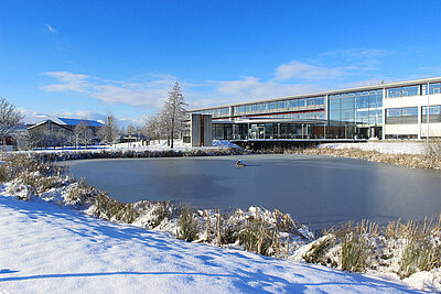 Innovative, Hands-On, International - Hof University